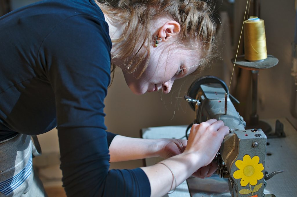 Handwerkskollektiv – „Stoffe auf Reisen“ – Nora Osler